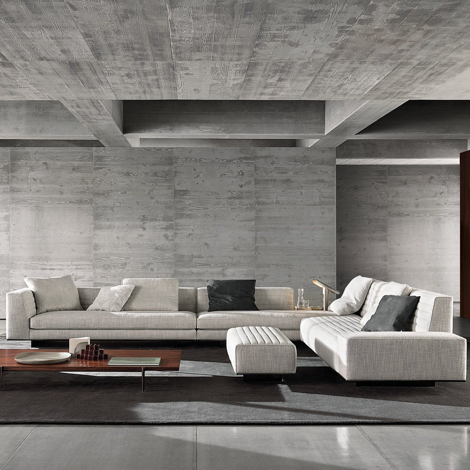 Minotti - Roger – Gallery Design